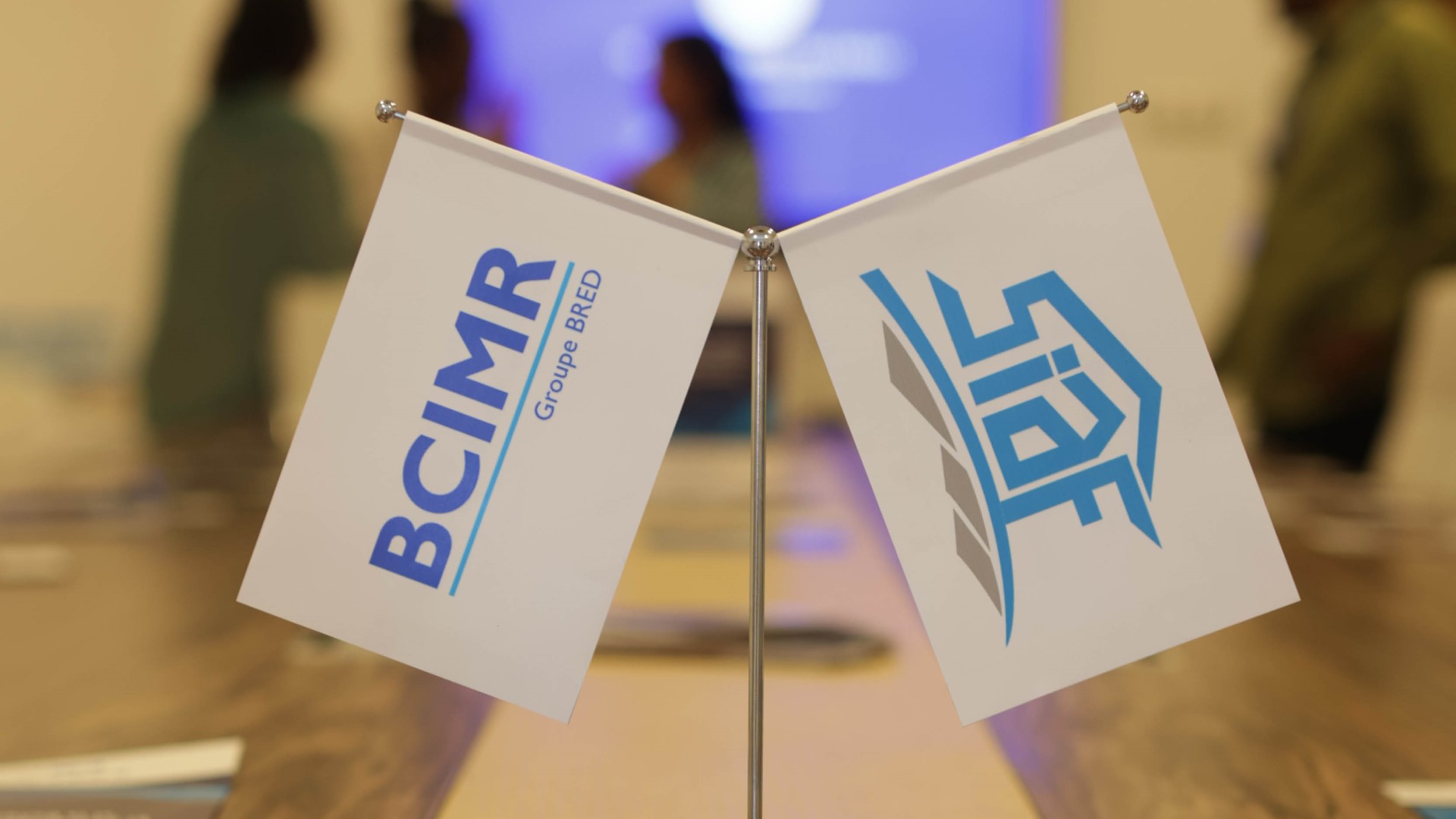 Signature de convention entre la BCIMR et la SIAF. | BCIMR